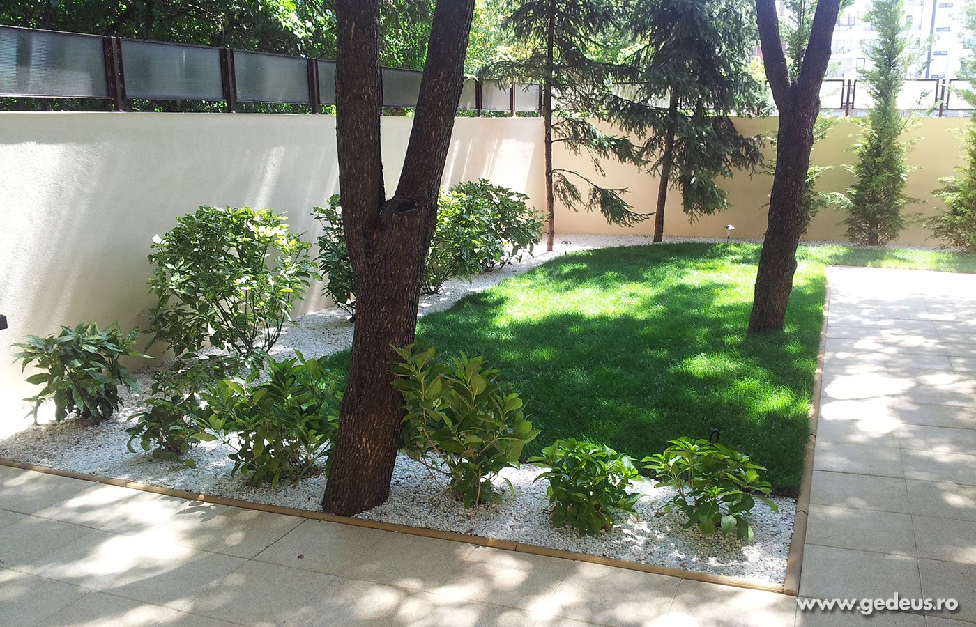 Grădină Mihai - GEDEUS | Amenajări Grădini